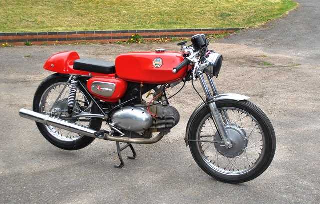 Lot 310 - 1970 Benelli Sport Special 125