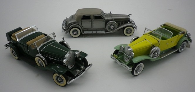 Lot 13 - Early American car models
