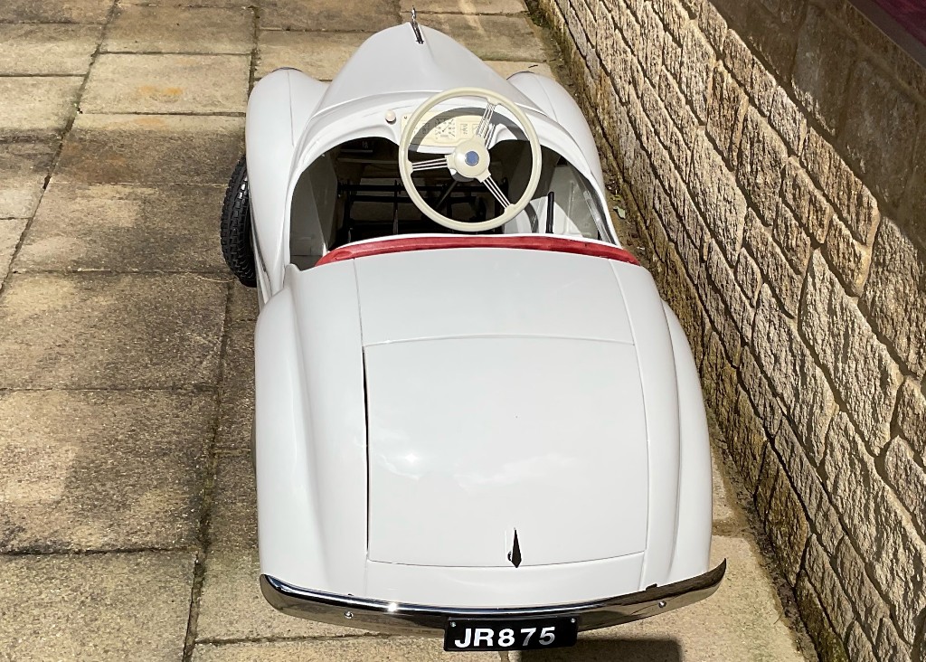 Lot 101 - 1949 Austin J40 Pedal Car