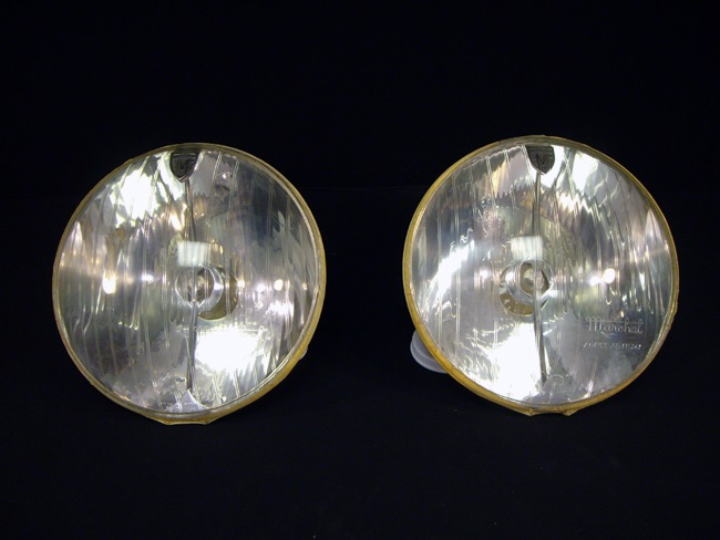 Lot 106 - Marchal headlight