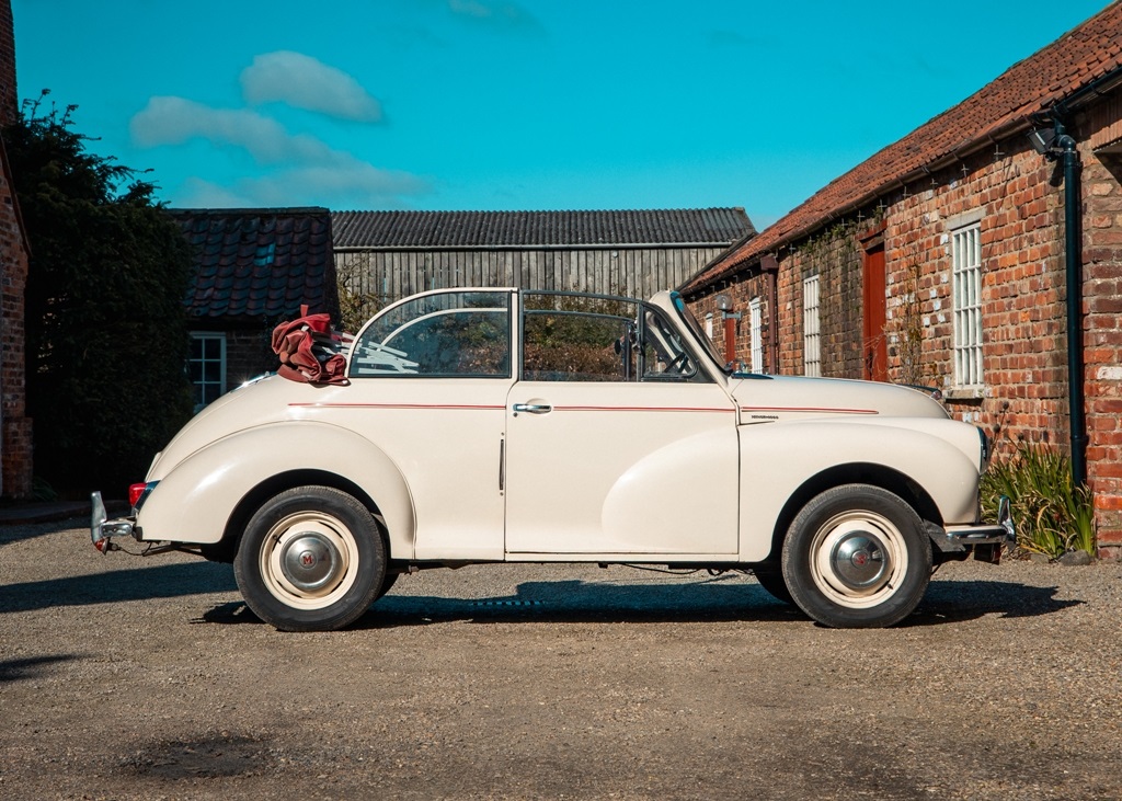 Lot 106 - 1960 Morris Minor Convertible (Series III)