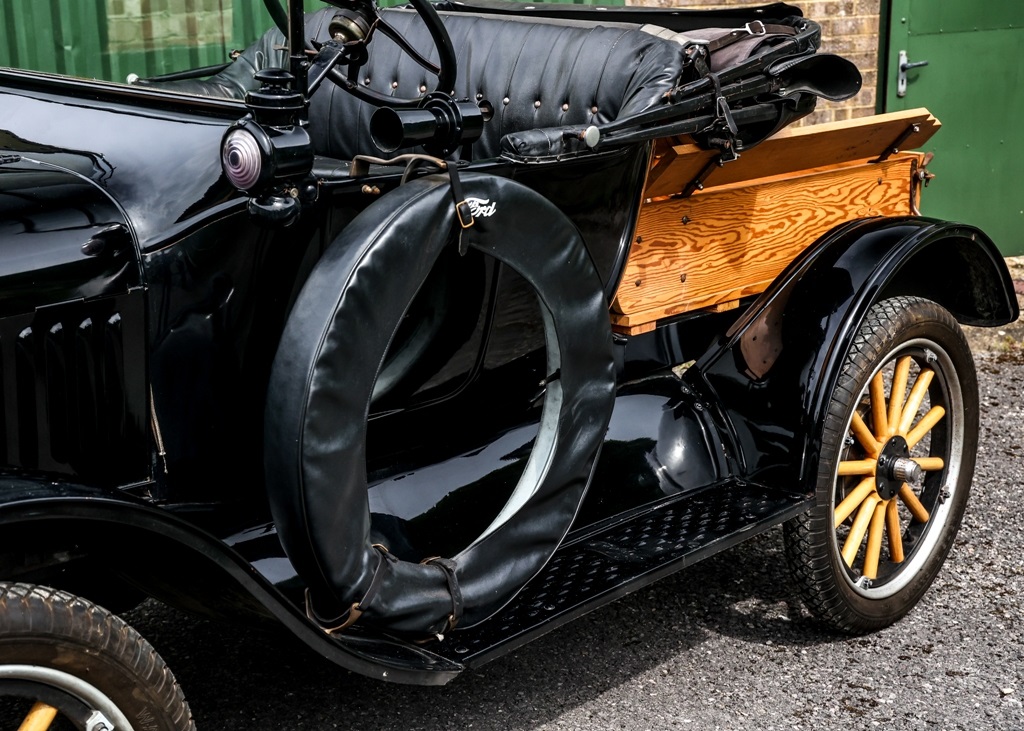 Lot 241 - 1918 Ford Model T Pick-up