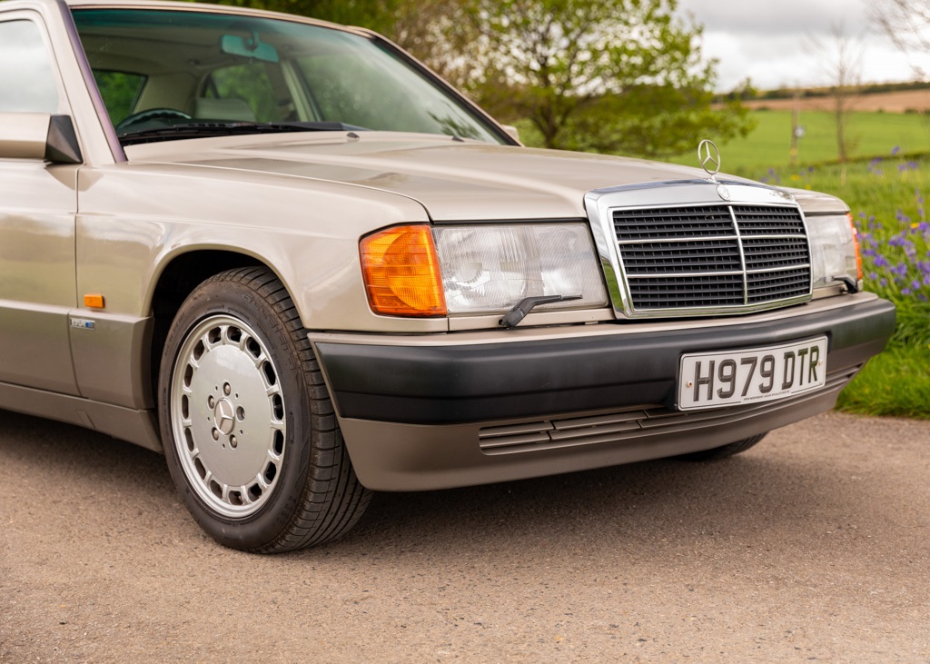 Lot 105 - 1991 Mercedes-Benz 190E Sportline (2.6