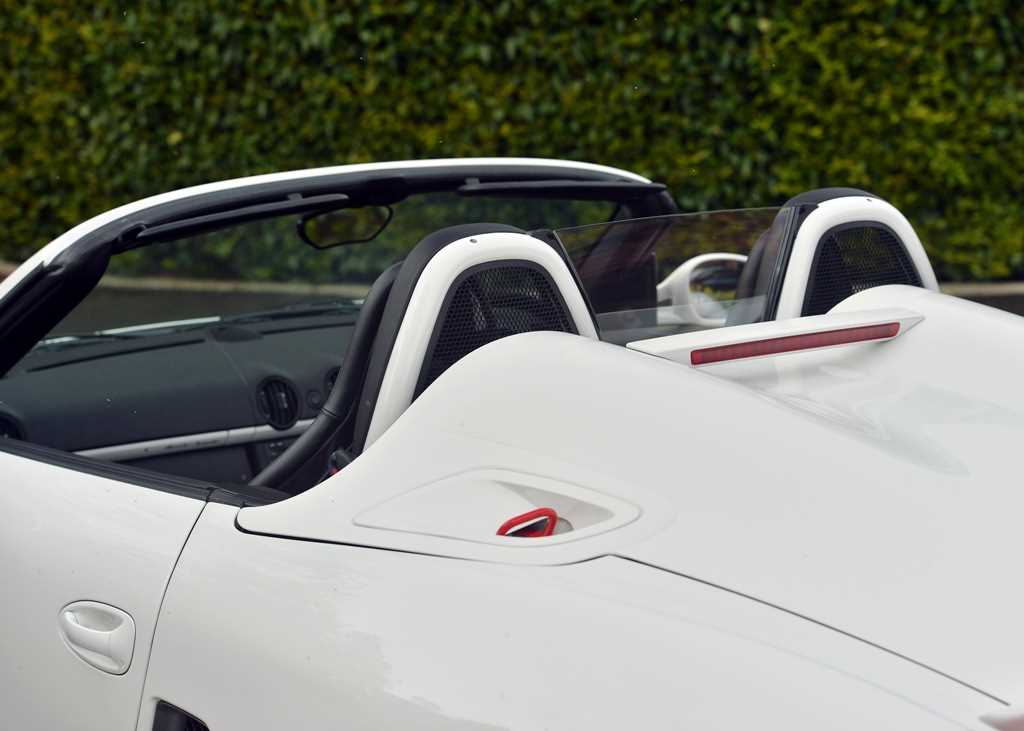 Lot 219 - 2011 Porsche 987 Spyder