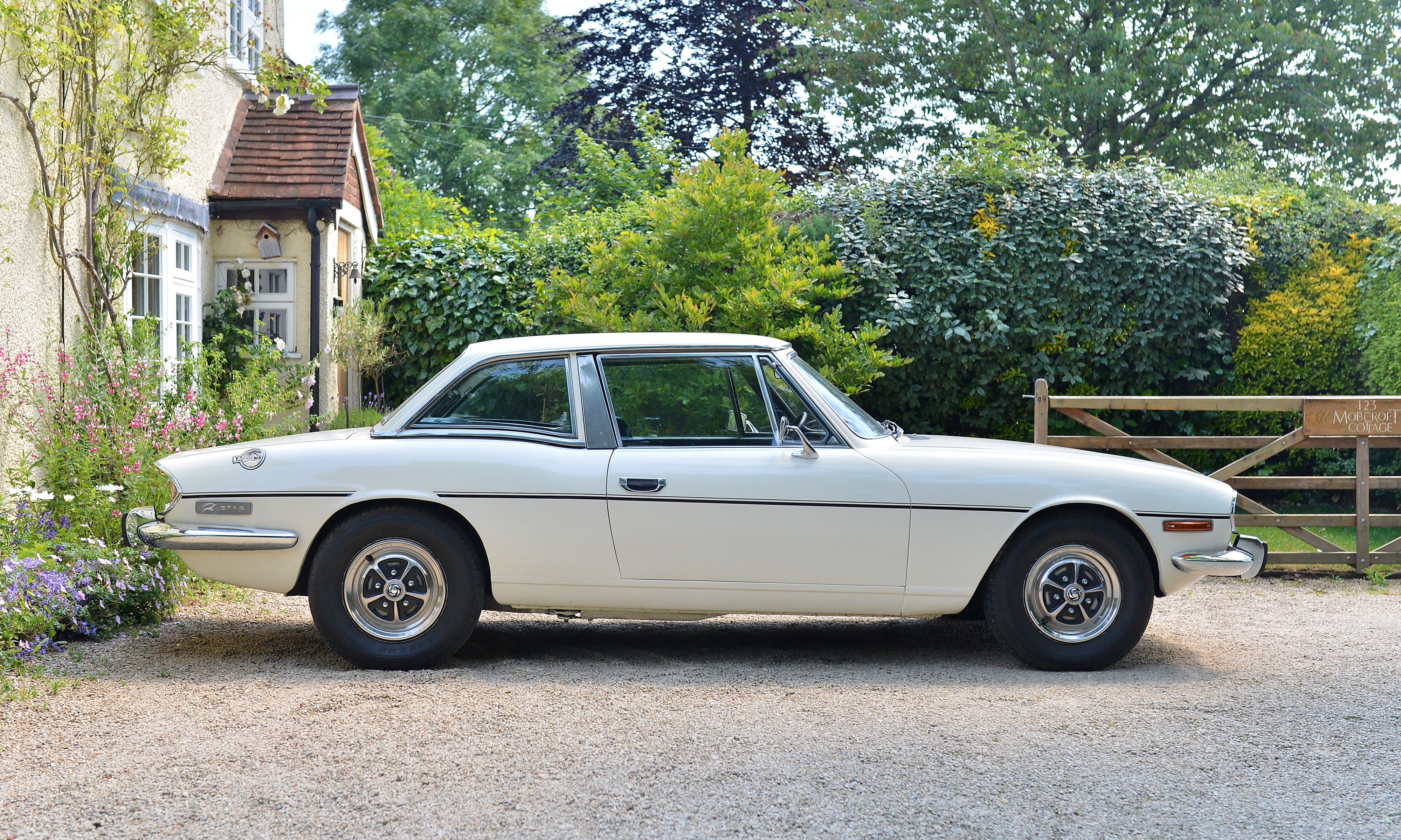 Lot 176 - 1972 Triumph Stag