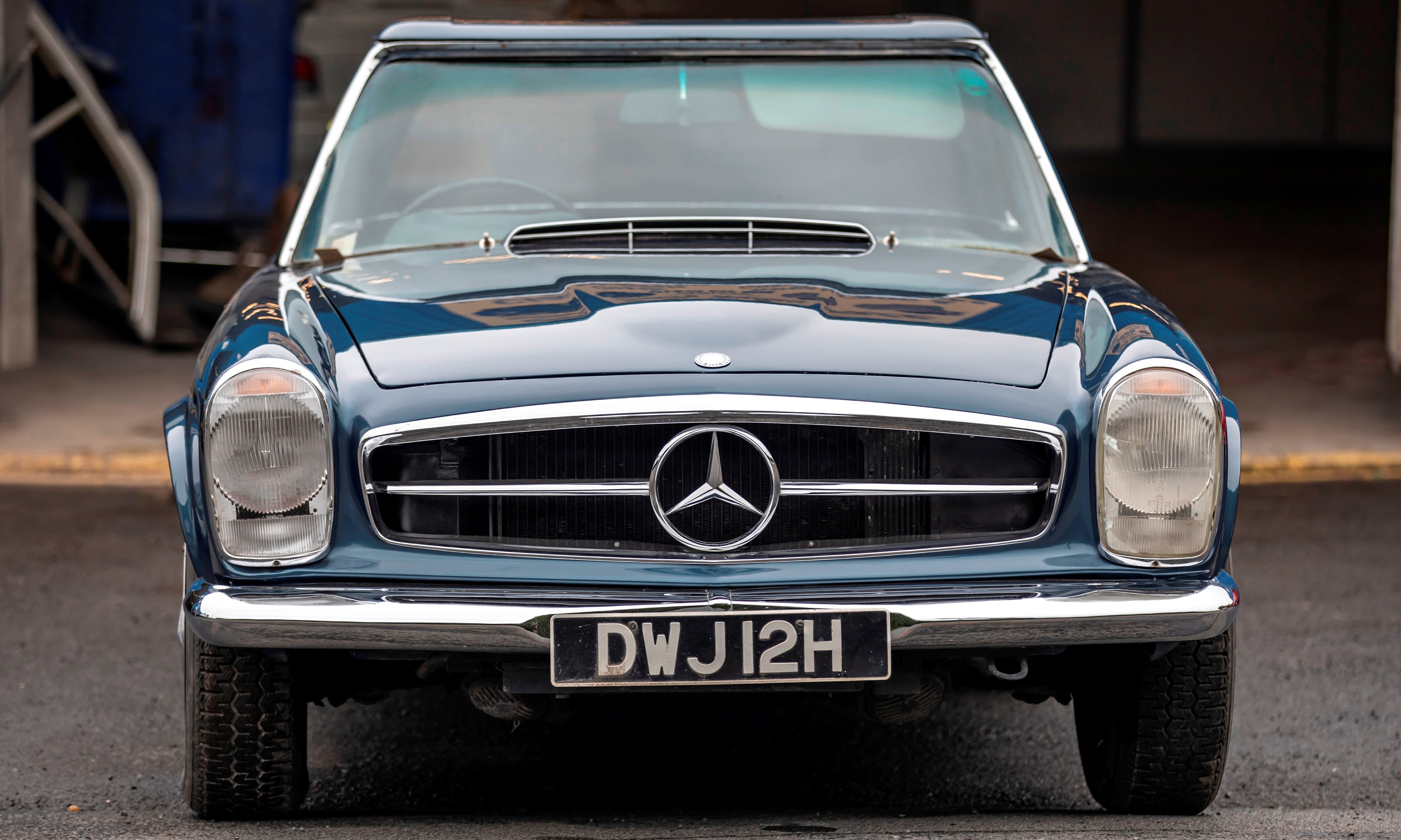 Lot 153 - 1970 Mercedes-Benz 280 SL Pagoda