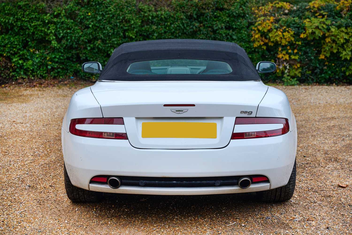Lot 249 - 2009 Aston Martin DB9 Volante V12