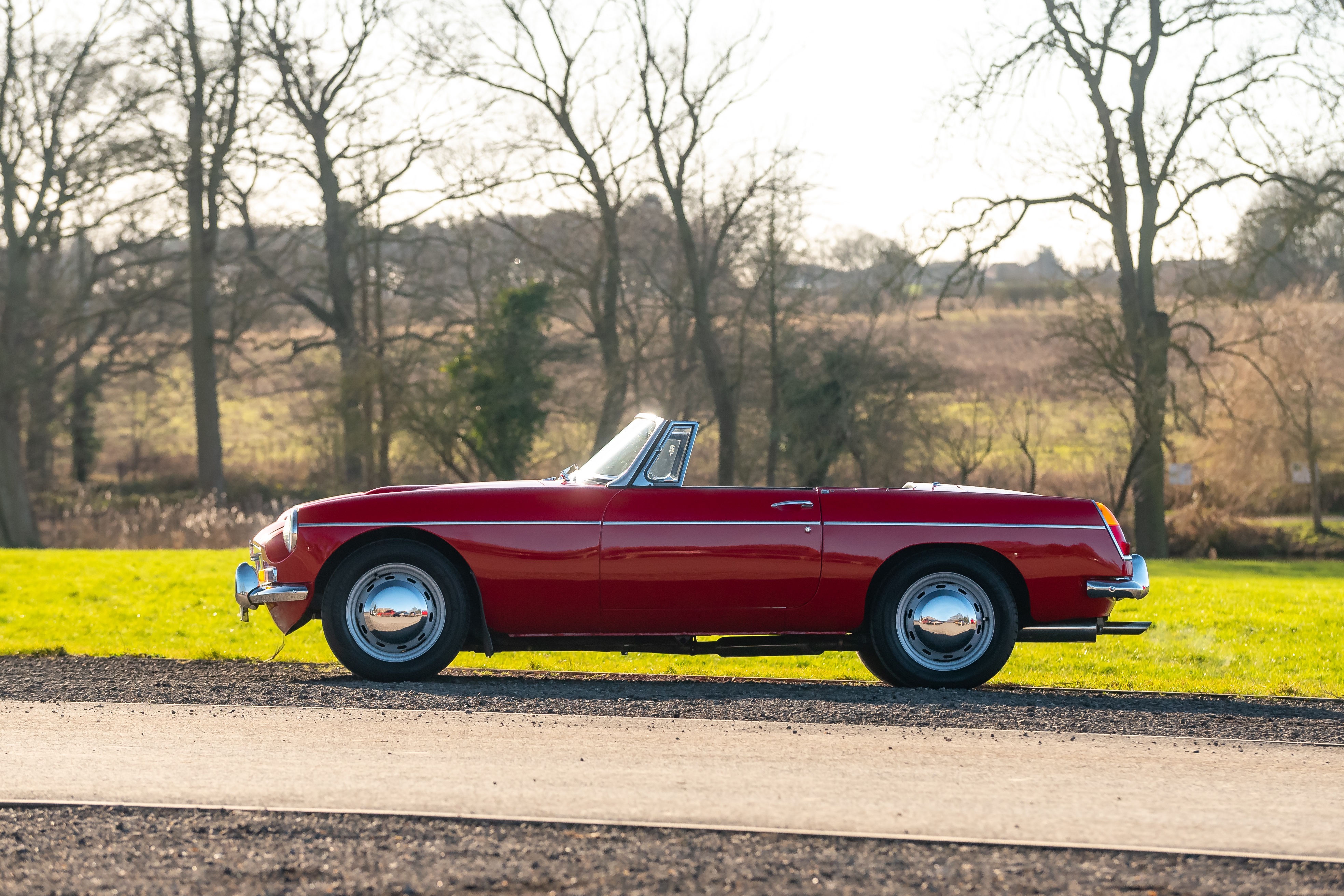 Lot 175 - 1968 MGC Roadster