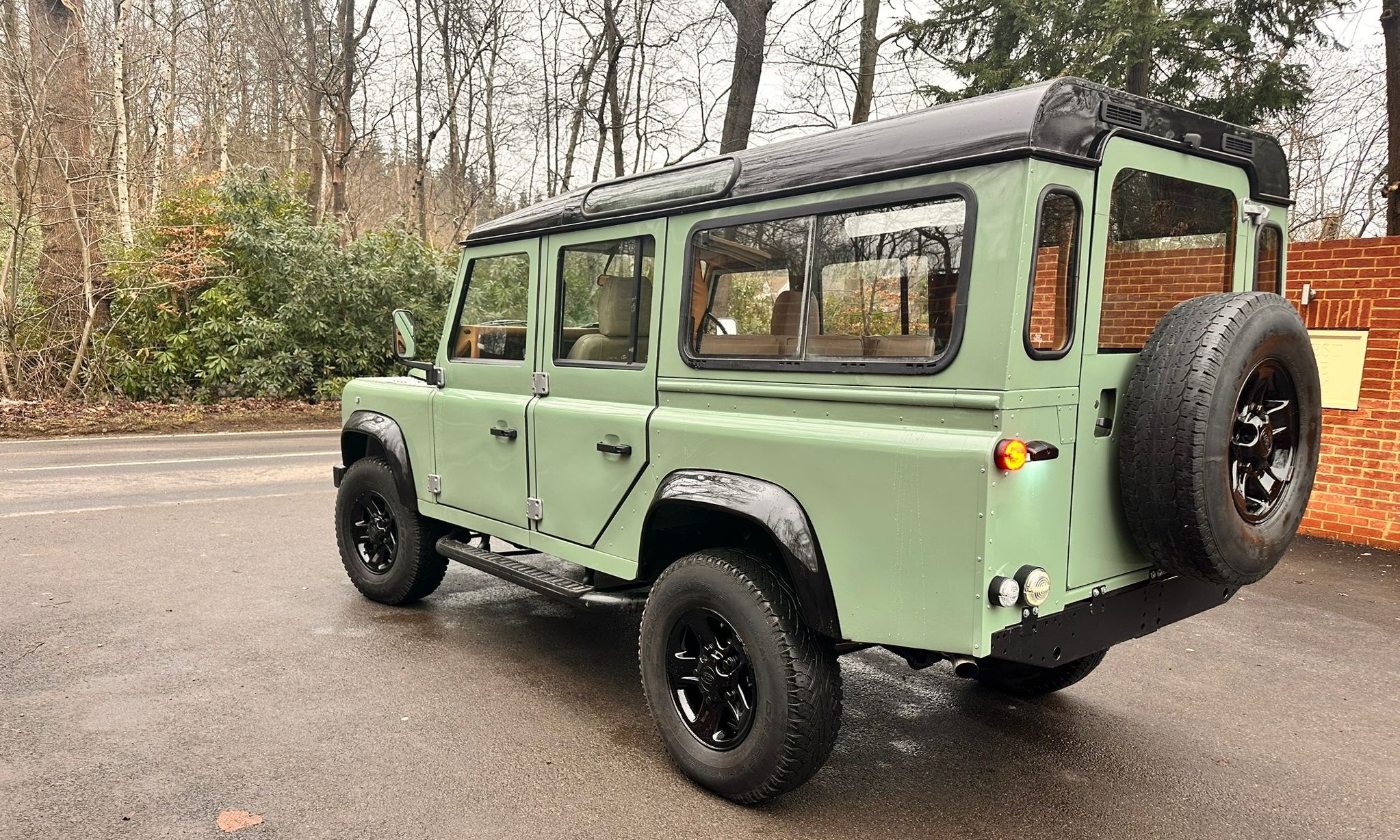 Lot 239 1990 Land Rover Defender 110 0318