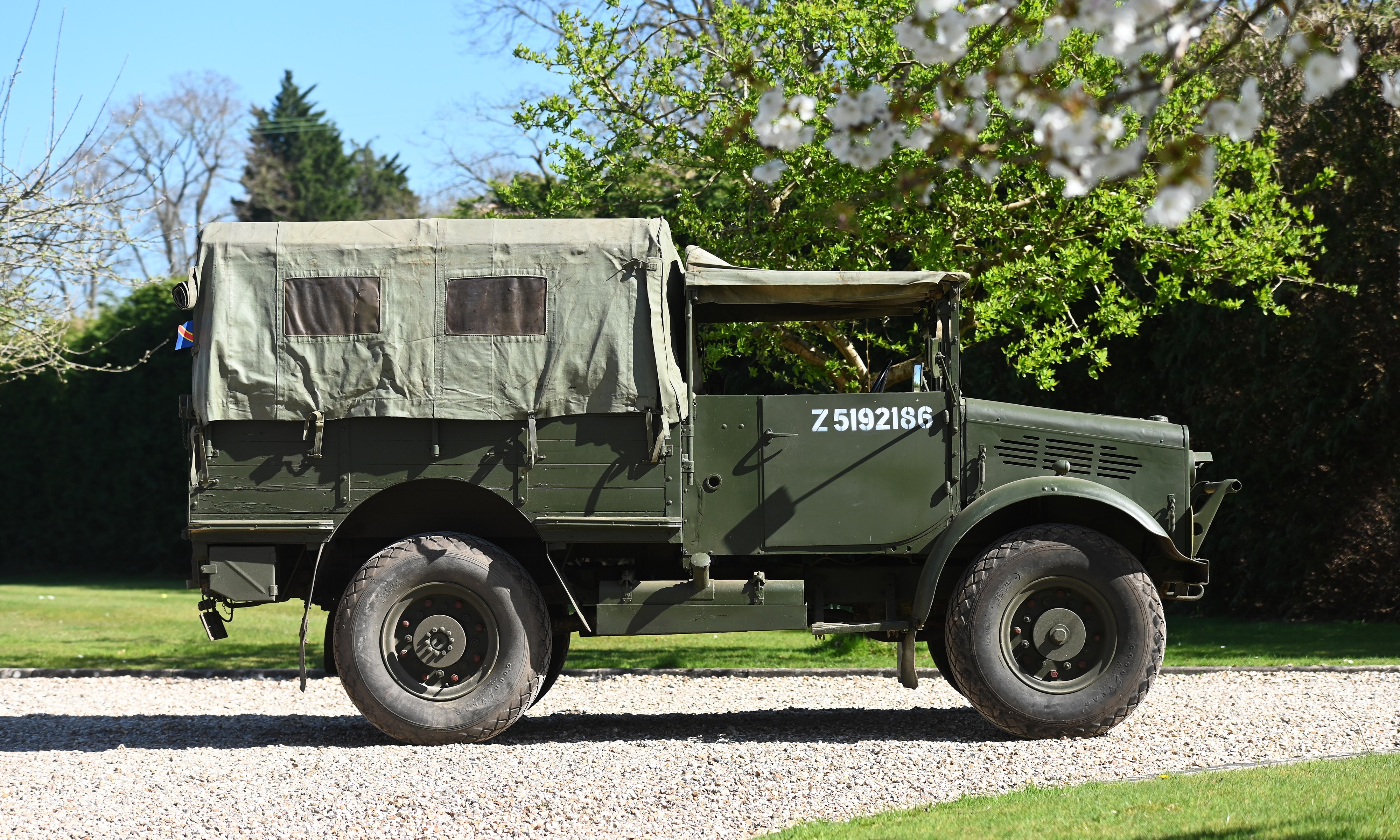 Lot 145 - 1941 Bedford MWD 15 CWT Lorry
