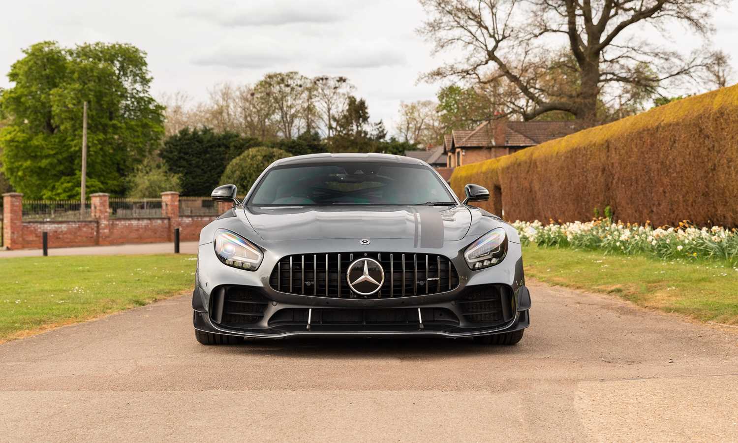 Lot 167 - 2019 Mercedes-Benz AMG GT R Pro