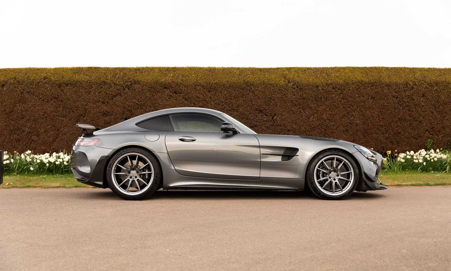 Lot 167 - 2019 Mercedes-Benz AMG GT R Pro