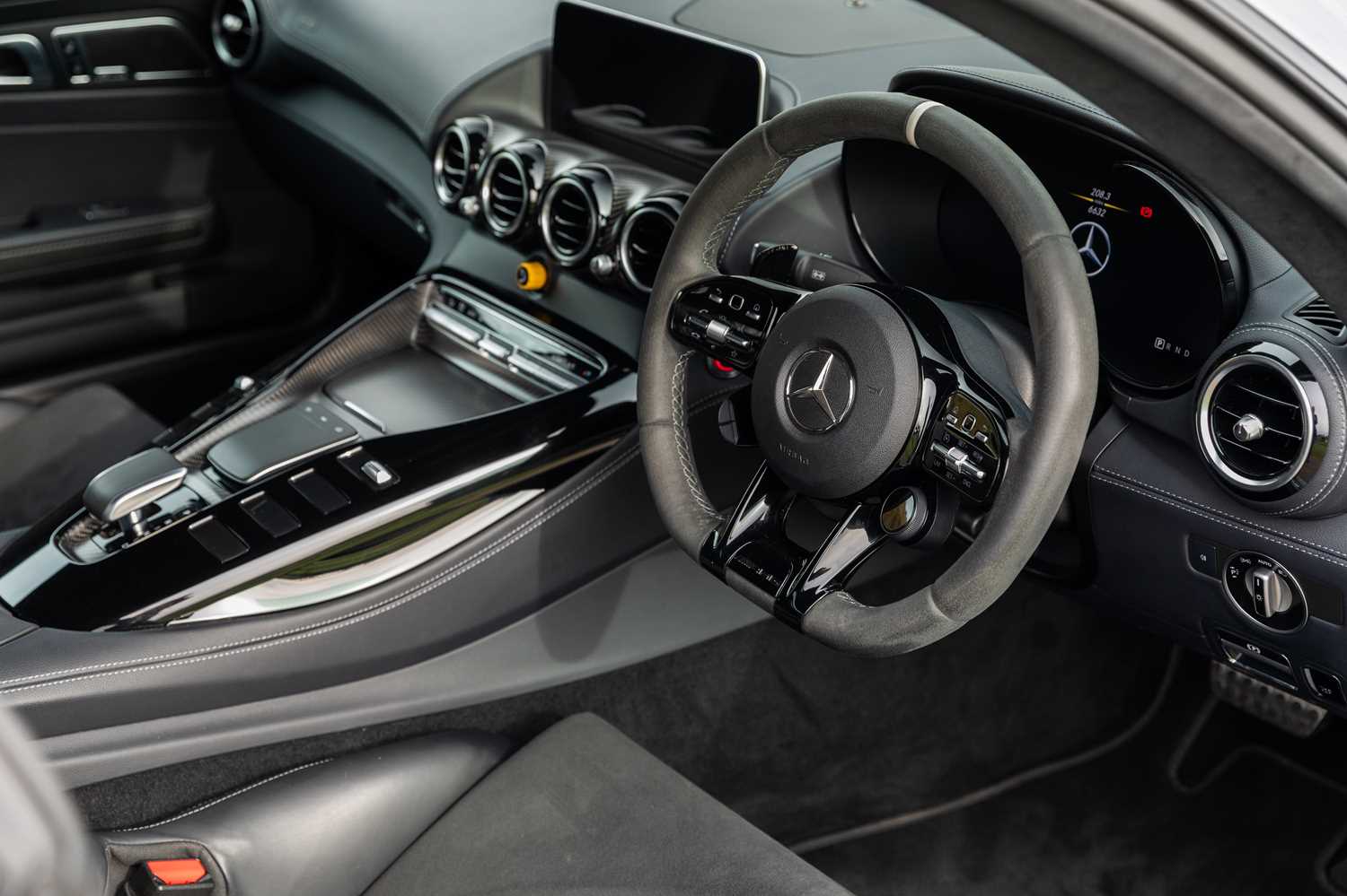 Lot 167 - 2019 Mercedes-Benz AMG GT R Pro