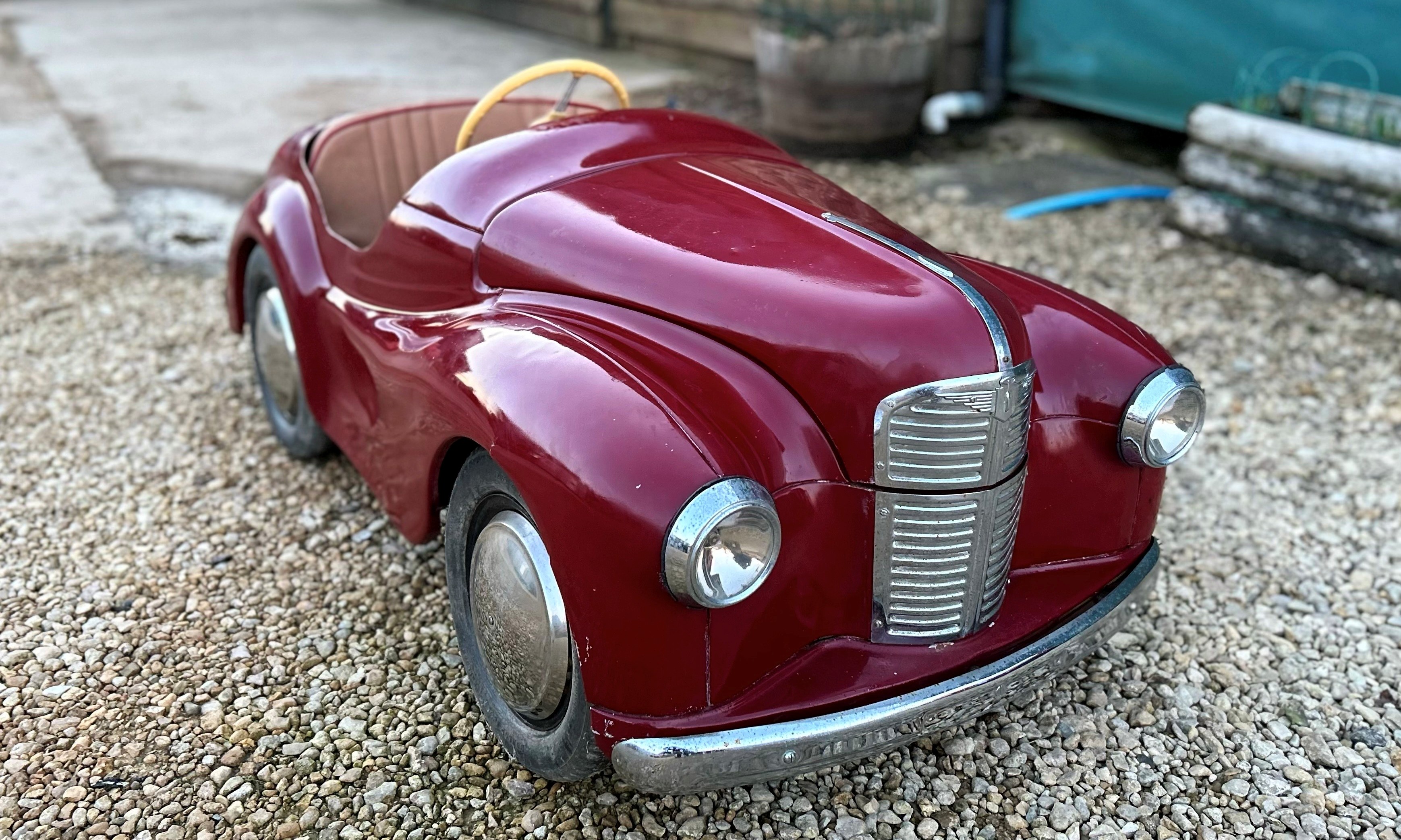 Lot 101 - 1969 Austin J40 Pedal Car