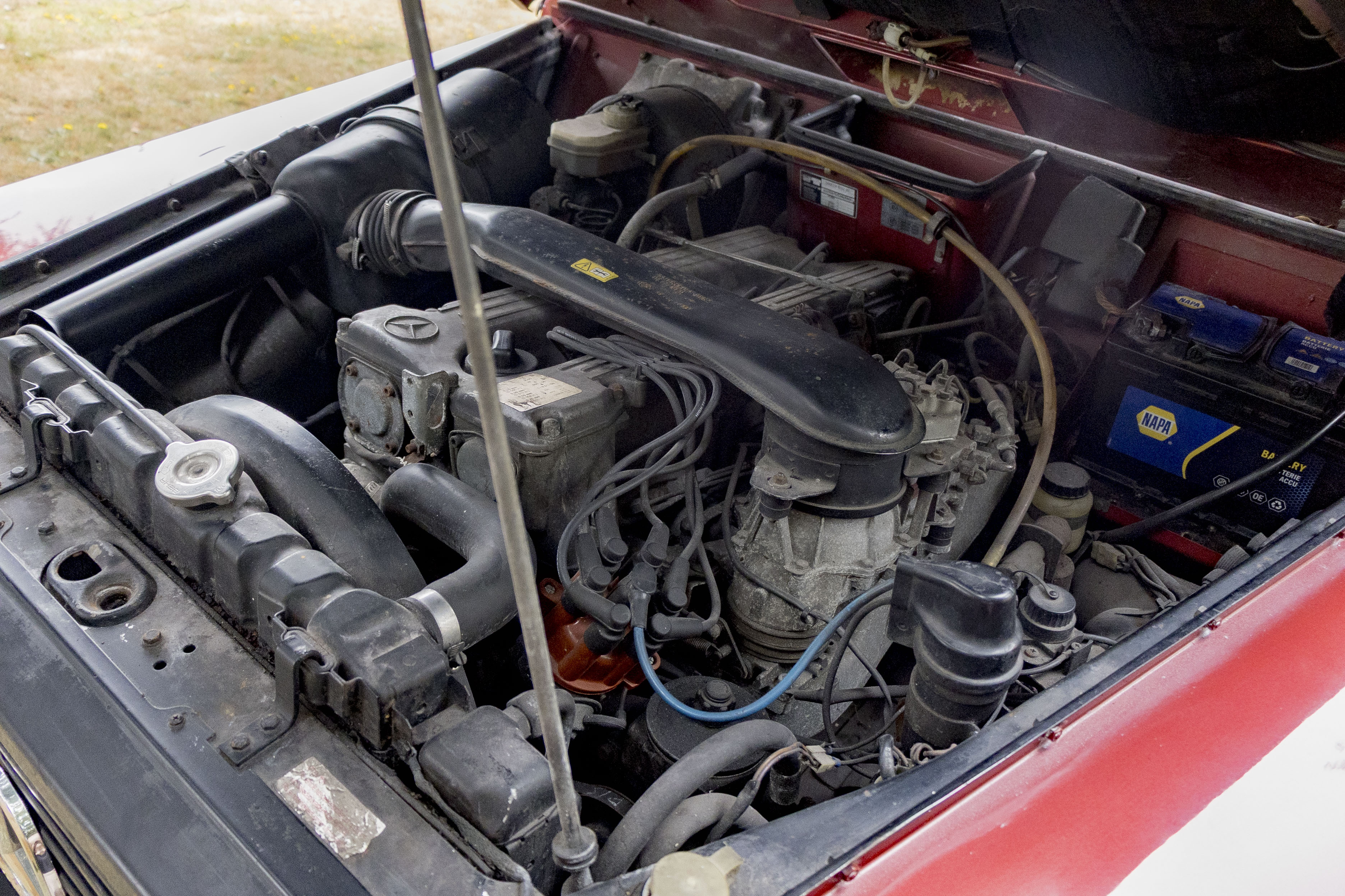 Lot 242 - 1990 Mercedes-Benz 280 GE