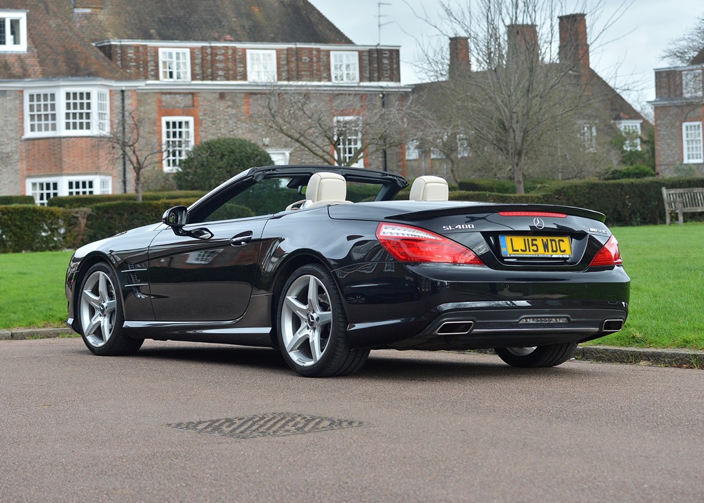 Lot 141 - 2015 Mercedes-Benz SL 400 AMG