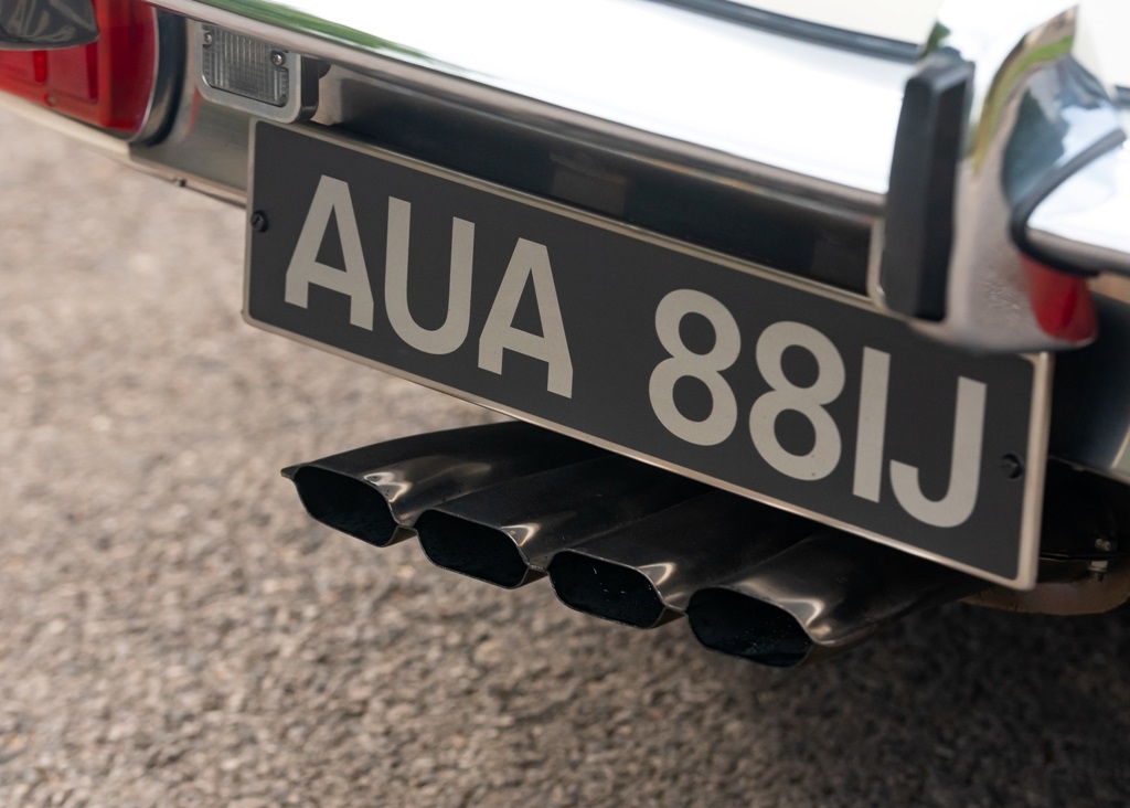 Lot 157 - 1971 Jaguar E-type Series III FHC