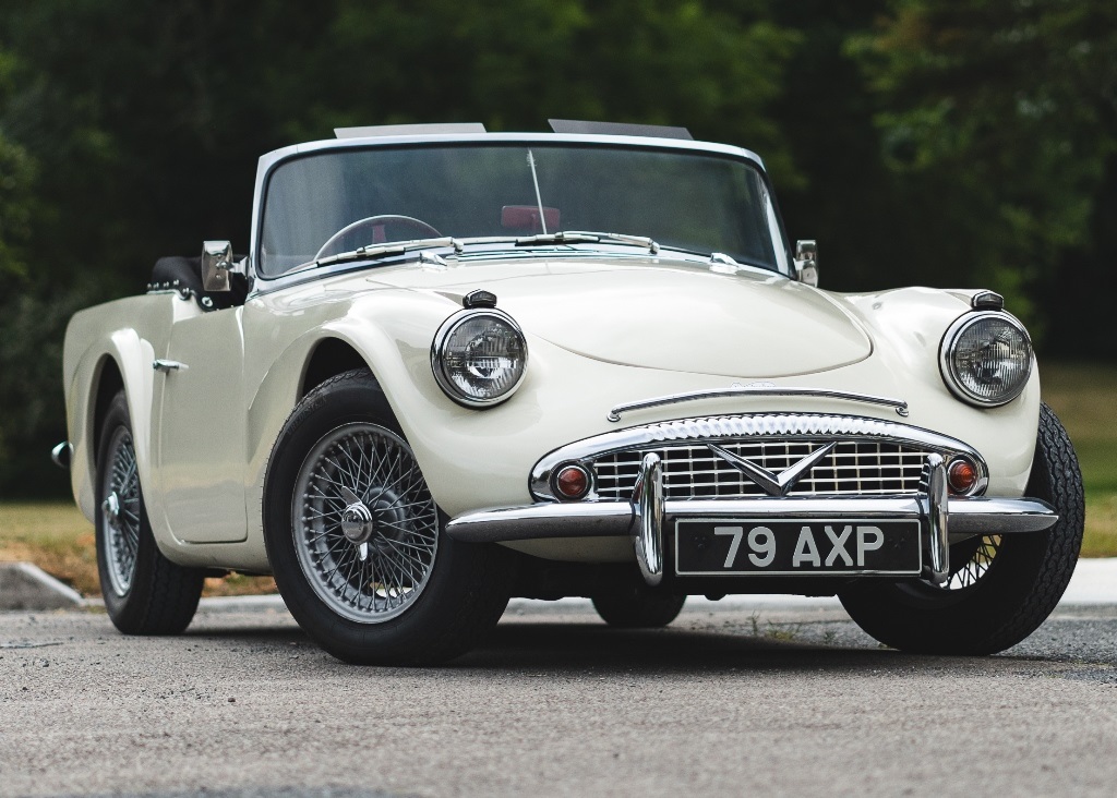 Lot 150 - 1960 Daimler SP250 Dart ‘B’ Specification