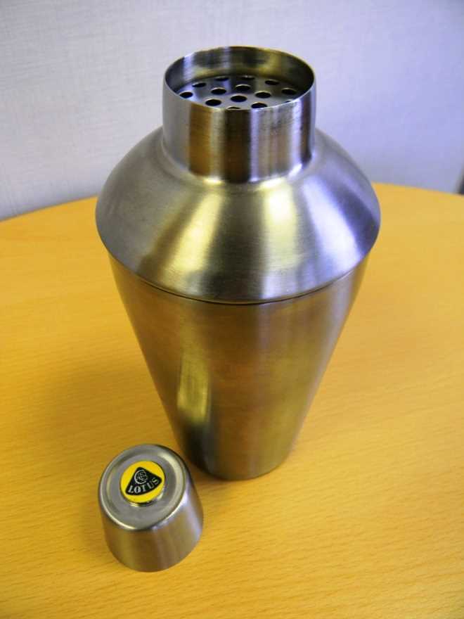 Lot 160 - a large stainless steel cocktail shaker for