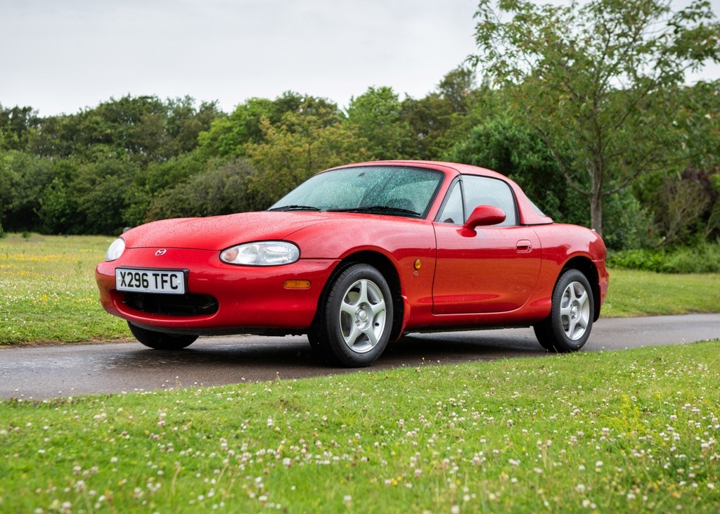 Lot 230 - 2000 Mazda MX-5 'Isola'