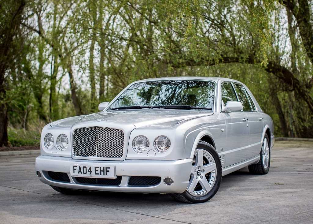 Lot 240 - 2004 Bentley Arnage T Mulliner